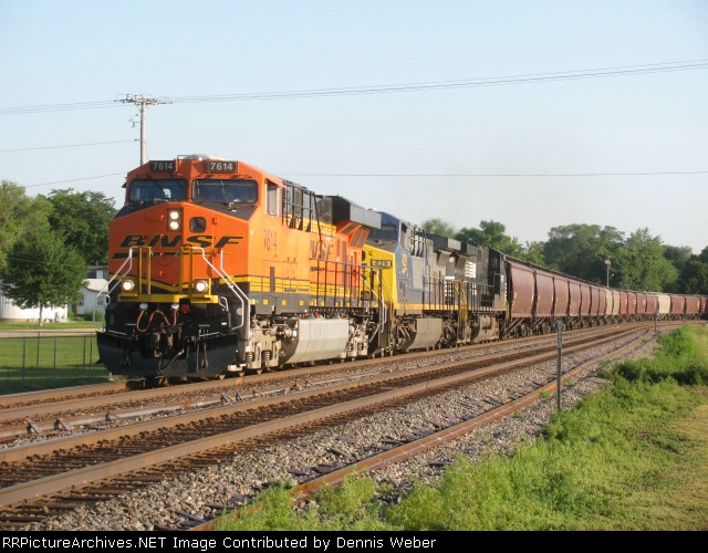 BNSF 7614 Aurora Sub.